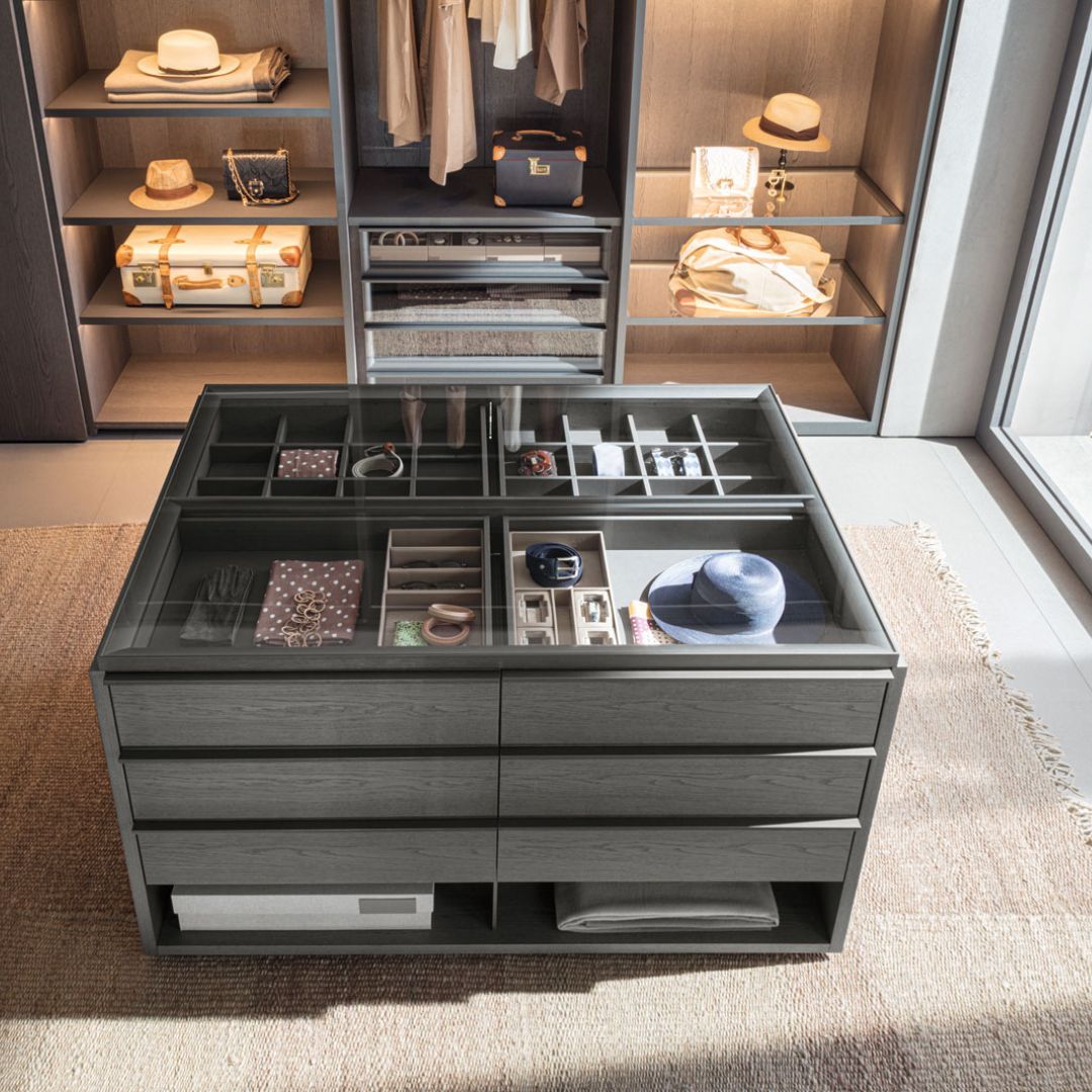 4 Ideas For A High-End Wardrobe Makeover - BeDesign